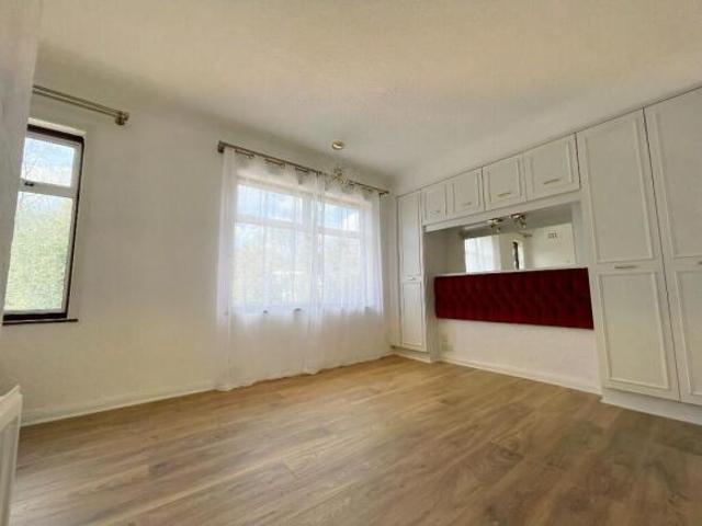 2 bedroom semi detached house for rent in Yorkshire, West Riding, S5