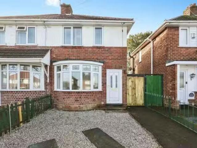 2 bedroom semi detached house for rent in Aston Road, Tividale.
