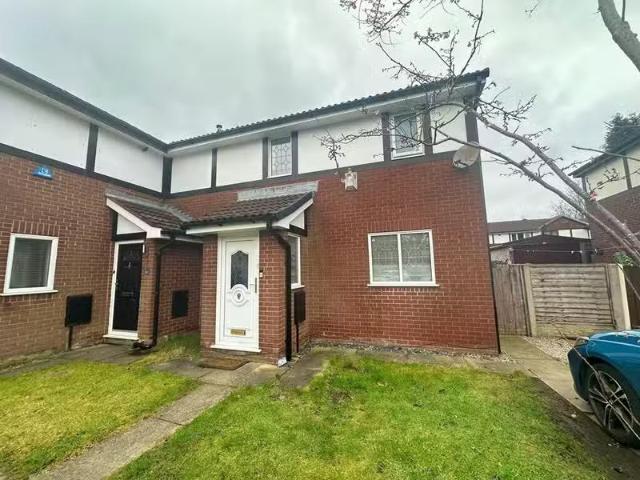 2 bedroom semi detached house for rent in APPLY ONLINE Moss.