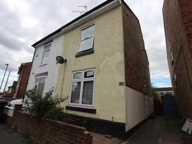 2 bedroom semi detached house for rent in Avon Street, Alvasto.
