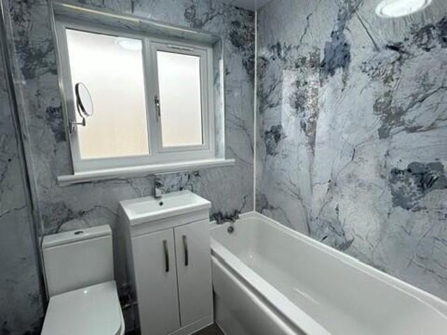 2 bedroom semi detached house for rent in Bellflower Avenue, Glasgow, City, G53