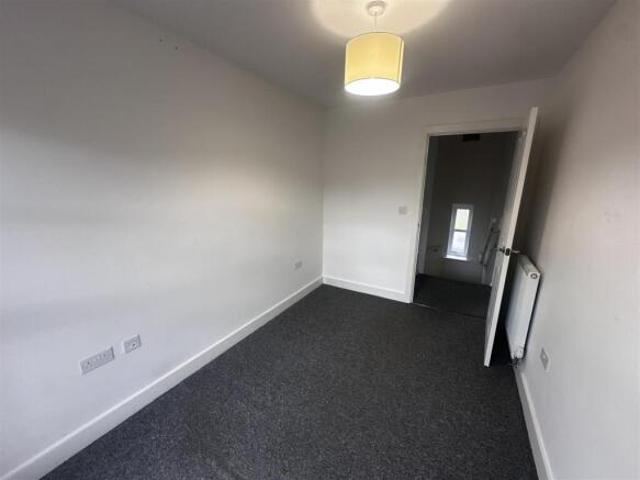 2 bedroom semi detached house for rent in Bourdon Street, Manchester, M40