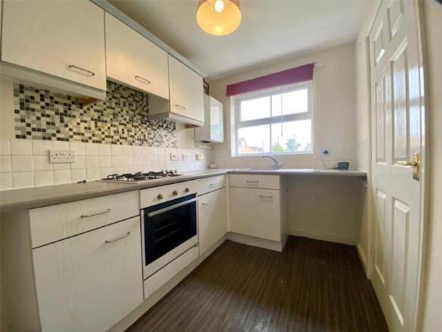 2 bedroom semi detached house for rent in Blackhall Close, Kingswood, Hull, East Yorkshire, HU7