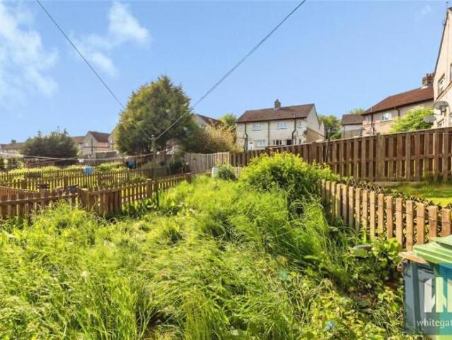 2 bedroom semi detached house for rent in Browning Road, Huddersfield, HD2