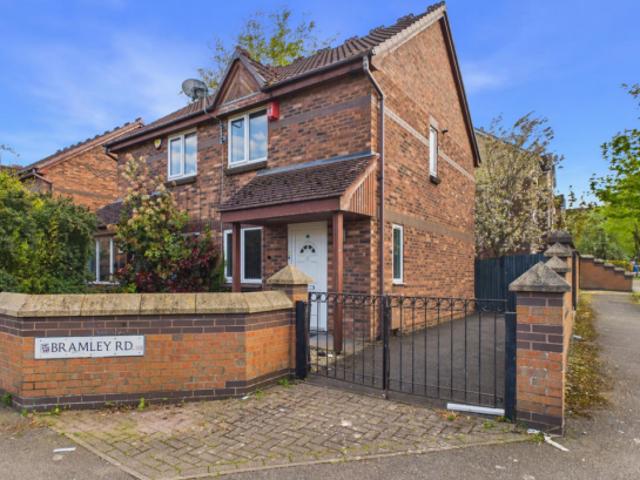 2 bedroom semi detached house for rent in Bramley Road, Acocks Green, Birmingham, B27