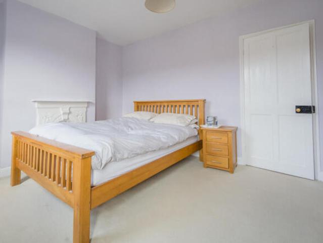 2 bedroom semi detached house for rent in Burnham Road, Bath, BA2
