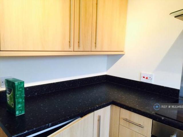 2 bedroom semi detached house for rent in Burr Tree Garth, Leeds, LS15