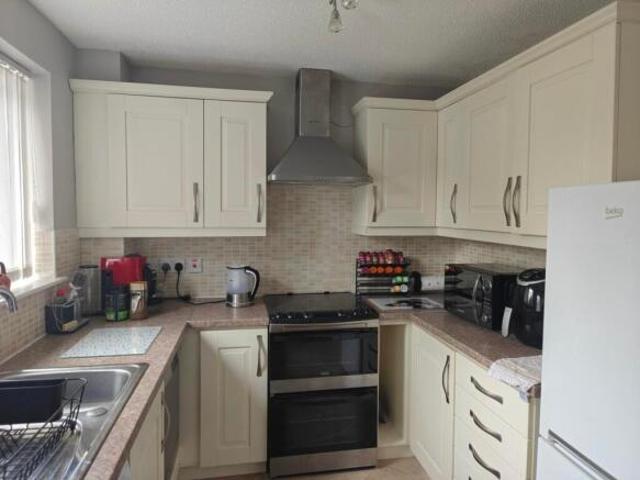 2 bedroom semi detached house for rent in Coltishall Close, Worcester, WR5