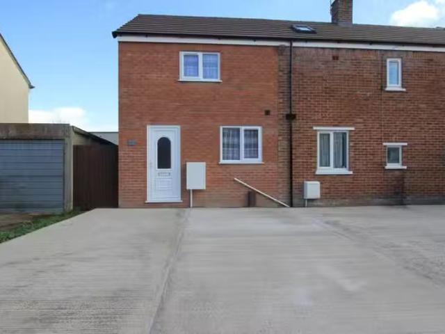 2 bedroom semi detached house for rent in Coleridge Road, West.