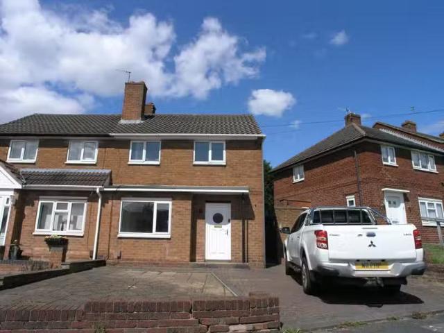 2 bedroom semi detached house for rent in Coppice Road, Cradle.