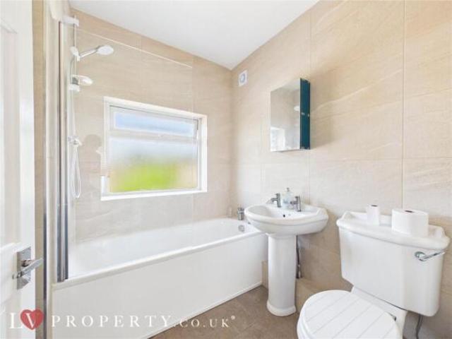 2 bedroom semi detached house for rent in Courtenay Road, Great Barr, Birmingham, West Midlands, B44