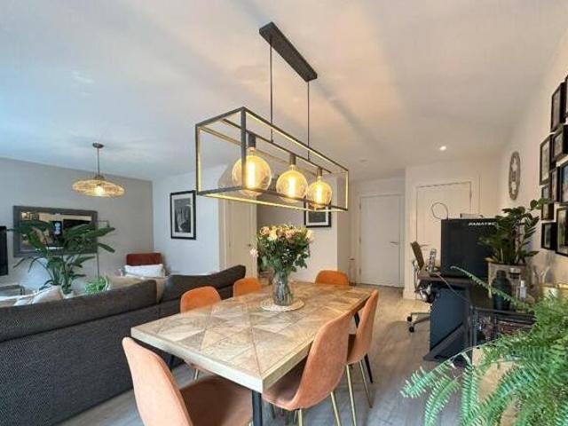 2 Bedroom Semi detached House For Rent In Croydon, London