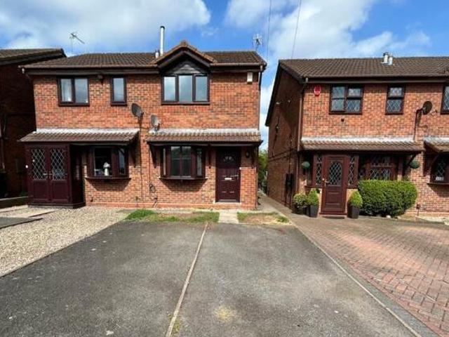 2 Bedroom Semi detached House For Rent In Dudley, West Midlands