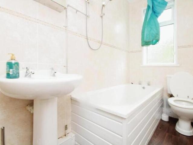 2 bedroom semi detached house for rent in Geoffrey Close, Coventry, CV2