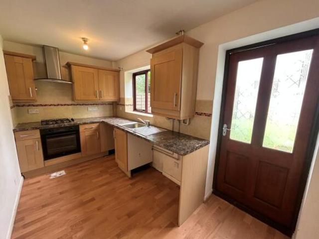 2 bedroom semi detached house for rent in Goldcrest Close, Manchester, M22 4WU, M22