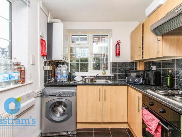 2 bedroom semi detached house for rent in Goldswong Terrace, Mapperley, NG3