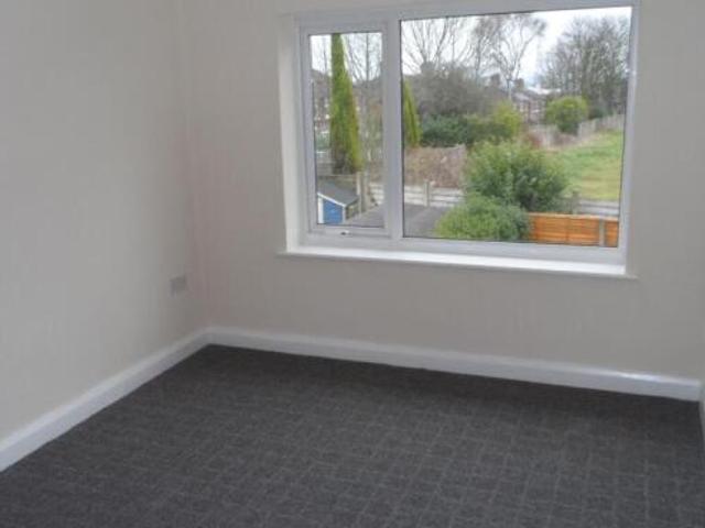 2 bedroom semi detached house for rent in Gordon Road, Stoke on Trent, ST6