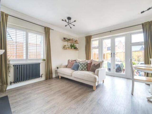 2 bedroom semi detached house for rent in Granadiers Road, Winchester, Hampshire, SO22
