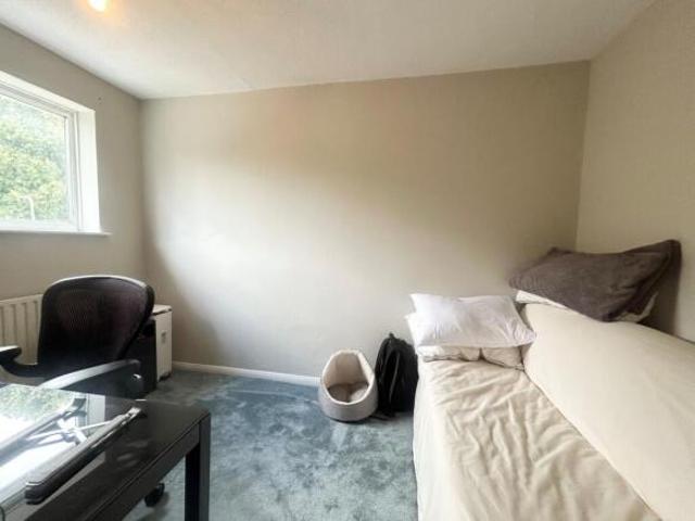 2 bedroom semi detached house for rent in Hale Avenue, Stony Stratford, MK11