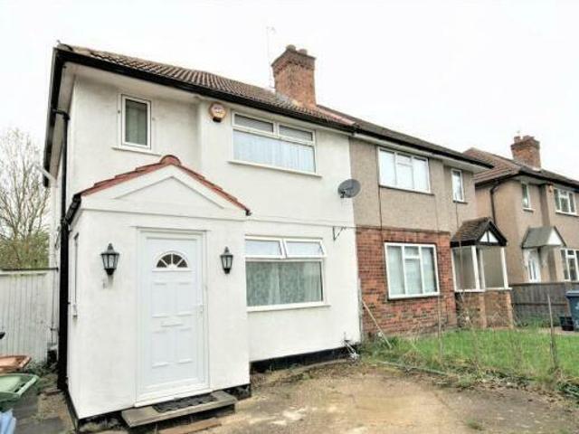 2 Bedroom Semi detached House For Rent In Harrow, Middlesex