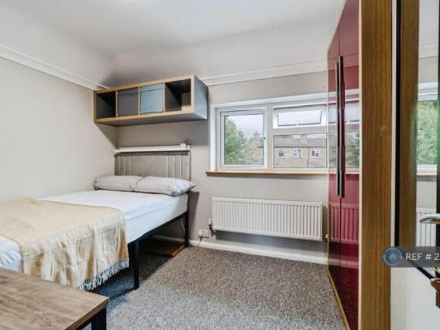 1 bedroom semi detached house for rent in Haycombe Drive, Bath, BA2
