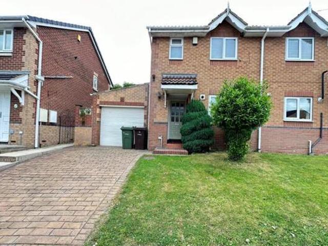 2 Bedroom Semi detached House For Rent In Hemsworth, West Yorkshire
