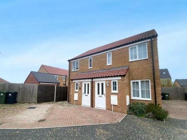 2 Bedroom Semi detached House For Rent In Hethersett