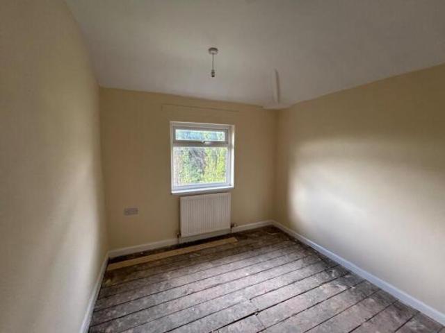 2 bedroom semi detached house for rent in Hird Avenue, Bradford, West Yorkshire, BD6