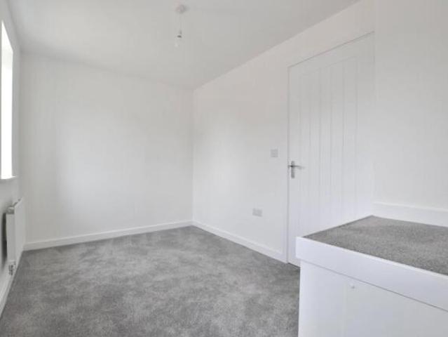 2 bedroom semi detached house for rent in Homeground Road, Tuffley, Gloucester, GL4