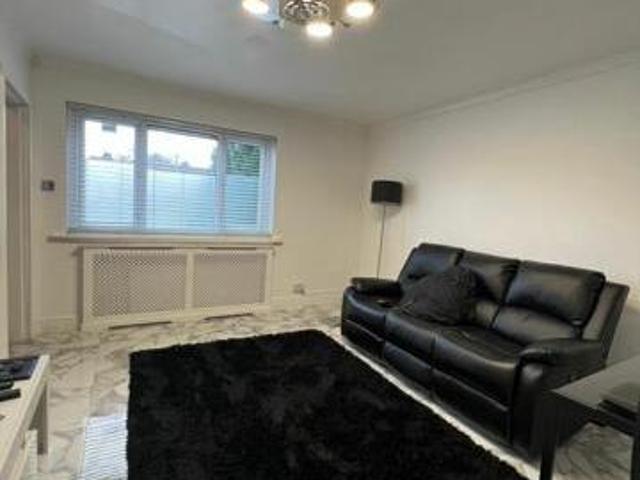2 Bedroom Semi detached House For Rent In Huddersfield