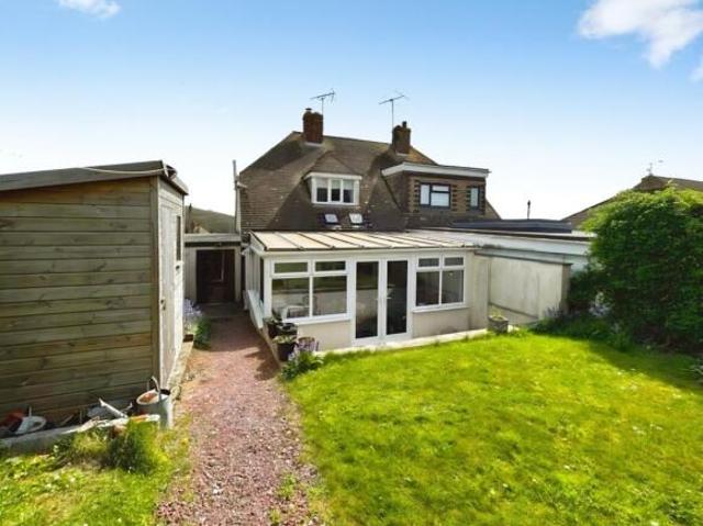 2 bedroom semi detached house for rent in Hythe, Kent, CT21