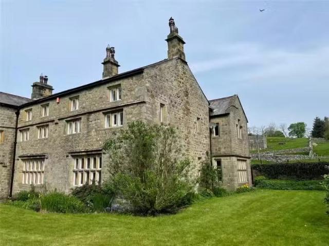 2 bedroom semi detached house for rent in Kirkby Malham, Skipt.