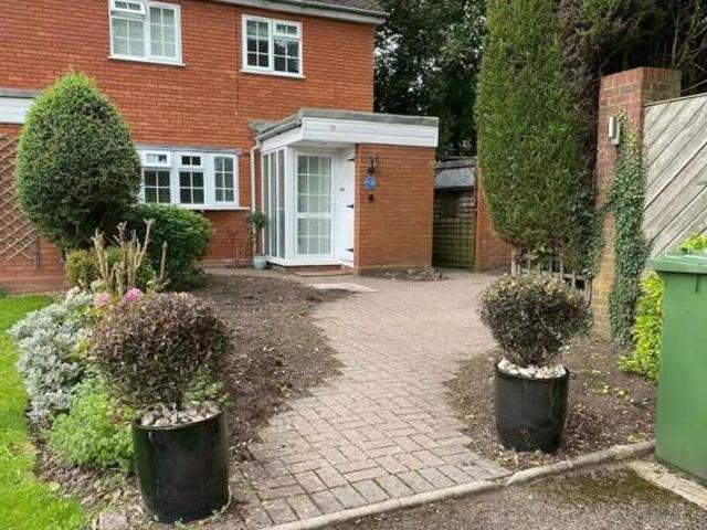 2 Bedroom Semi detached House For Rent In Knowle