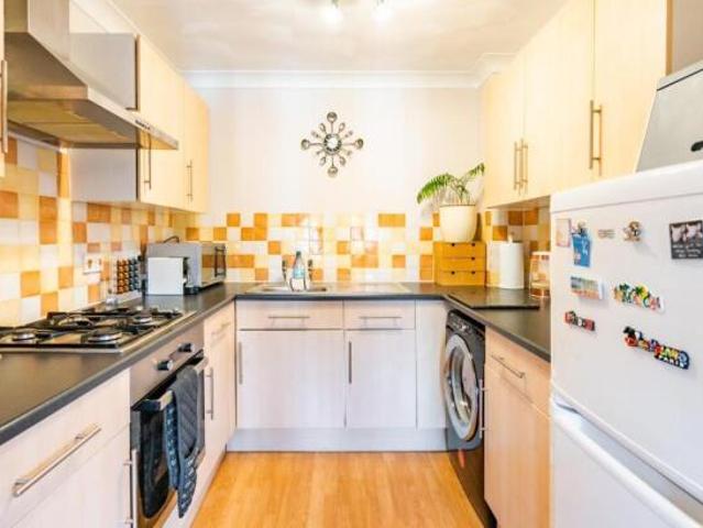 2 bedroom semi detached house for rent in Knapp Place, Worcester, WR5 3TR, WR5