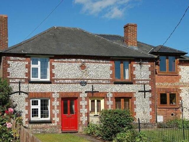 2 Bedroom Semi detached House For Rent In Lacey Green, Princes Risborough