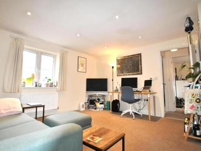 2 bedroom semi detached house for rent in Latimer Close, Bristol, BS4