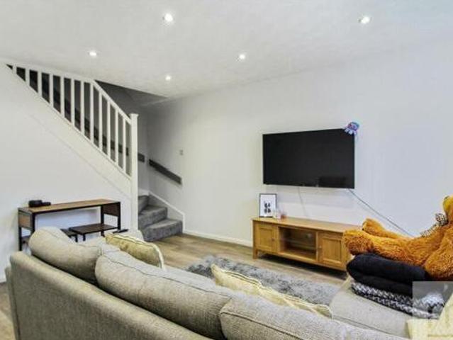 2 Bedroom Semi detached House For Rent In Lenton