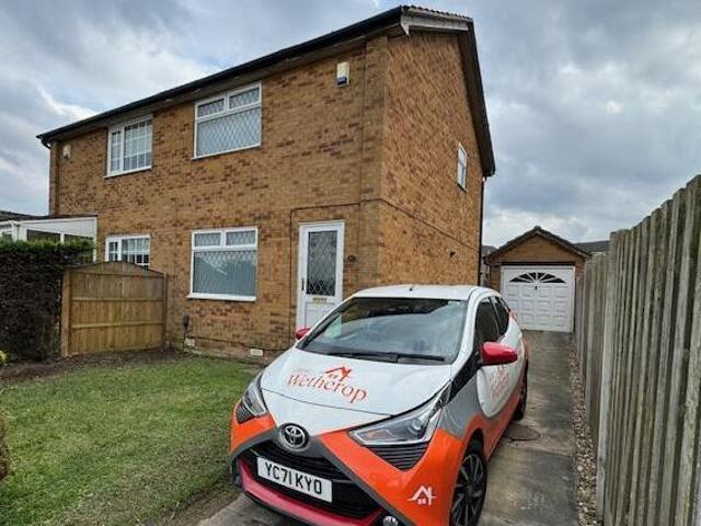2 Bedroom Semi detached House For Rent In Leeds, West Yorkshire