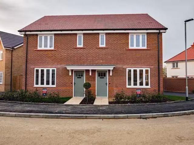 2 bedroom semi detached house for rent in Long Road, Swavesey.