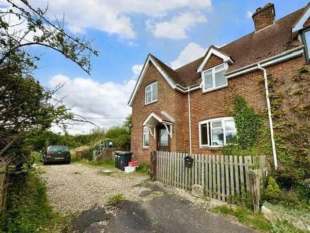 2 Bedroom Semi detached House For Rent In Longstock