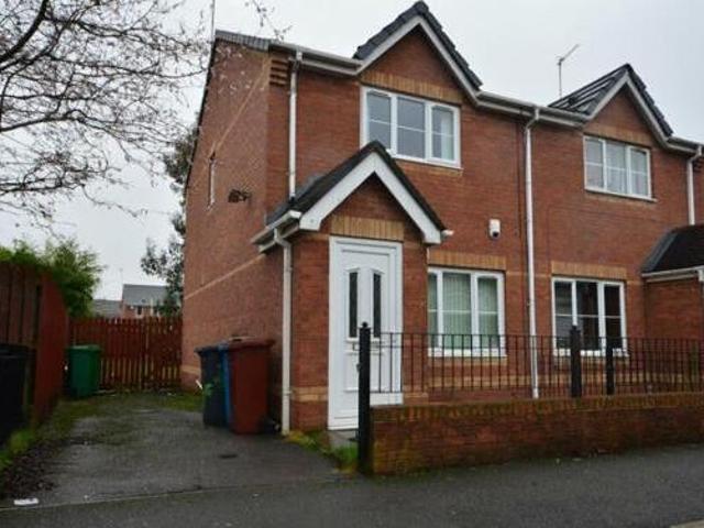 2 Bedroom Semi detached House For Rent In Manchester