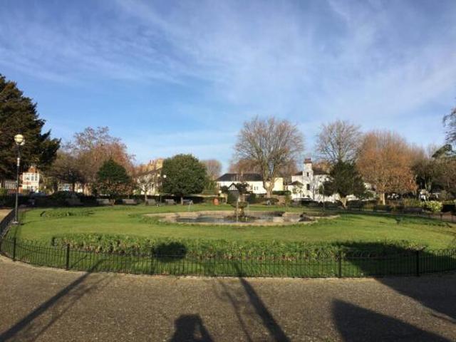 2 bedroom semi detached house for rent in Milton Place, Southend On Sea, SS1