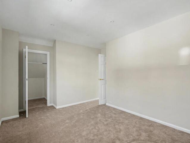 2 bedroom semi detached house for rent in Montgomery Avenue, Chatham, ME5