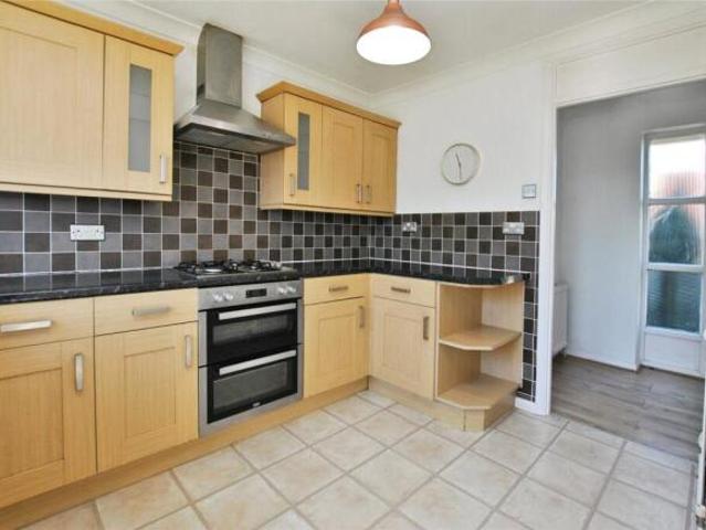 2 bedroom semi detached house for rent in Moss Walk, Chelmsford, CM2