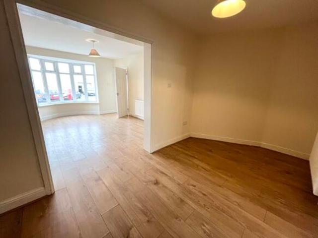 2 bedroom semi detached house for rent in Neath Road, Morriston, SA6