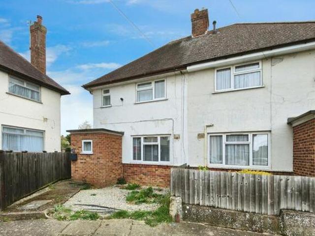 2 Bedroom Semi detached House For Rent In Northampton