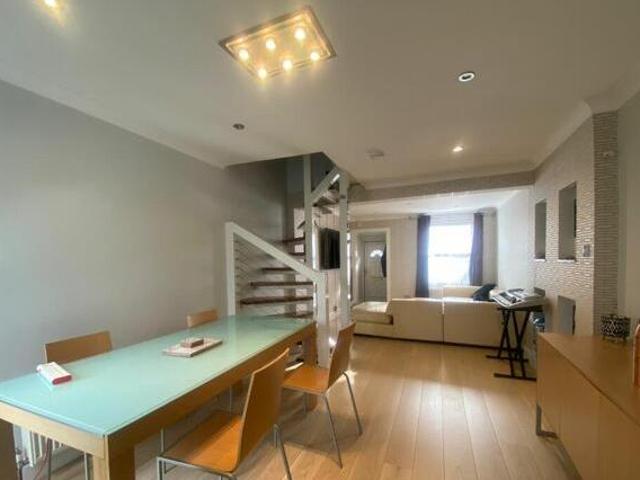 2 Bedroom Semi detached House For Rent In Northwood