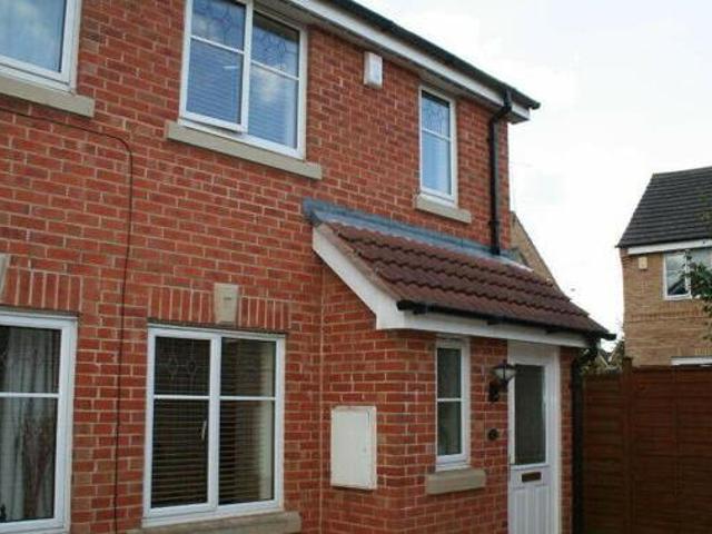 2 Bedroom Semi detached House For Rent In Normanton
