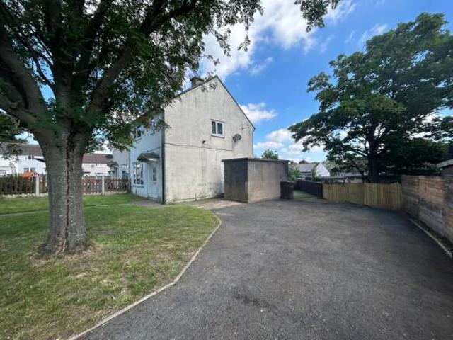 2 bedroom semi detached house for rent in Nunburnholme Walk, Idle, Bradford, BD10