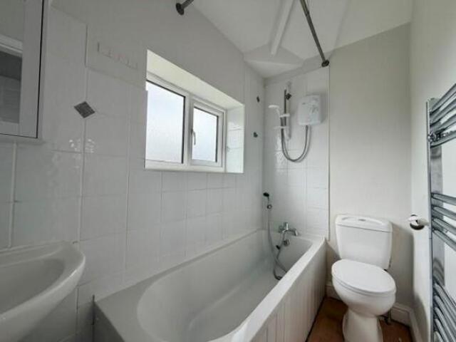 2 bedroom semi detached house for rent in Oak Drive, Leeds, West Yorkshire, LS25